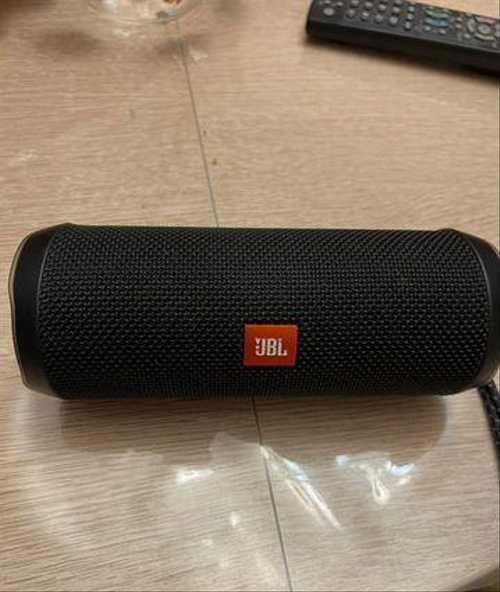 Колонка jbl оригинал