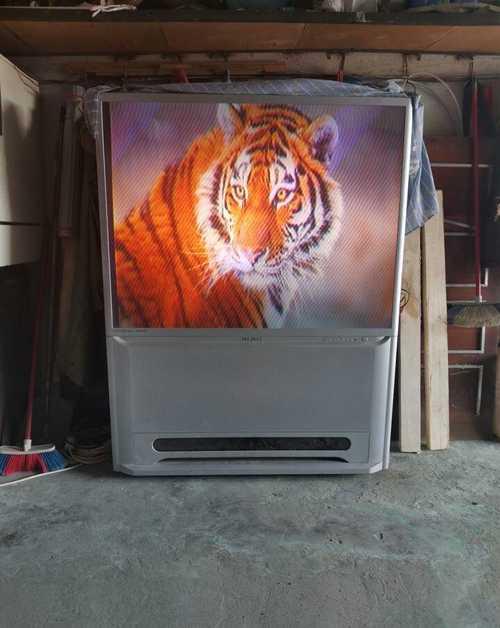 Продаю проекционный телевизор Самсунг
