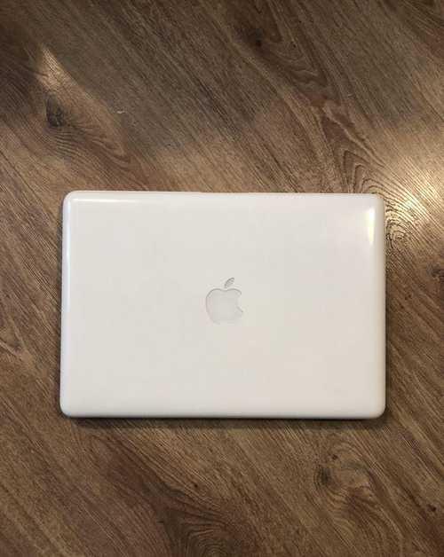 Apple MacBook A1342