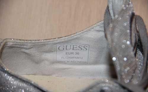 Оригинальные кеды Guess