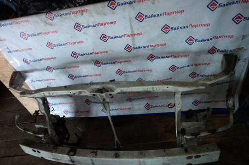 Рамка радиатора Toyota Harrier MCU15W 1MZ-FE 2001