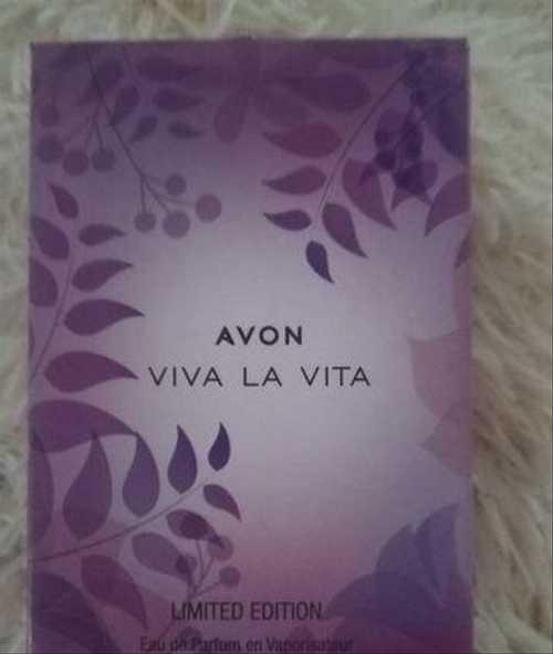 Парфюмерная вода Avon Viva la Vita