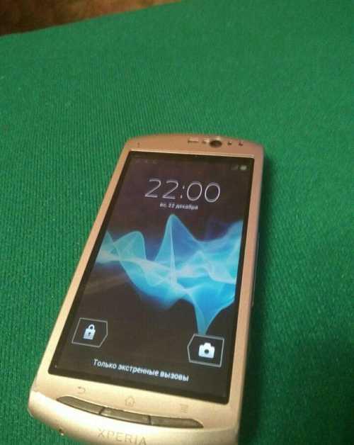Смартфон Sony Ericsson Xperia Neo MT15i
