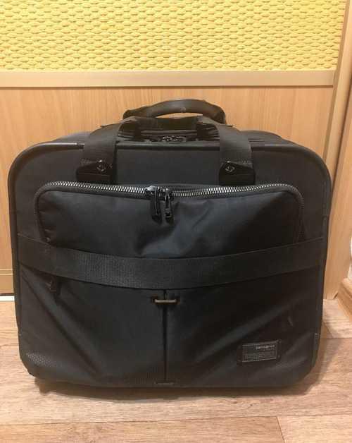 Продам чемодан samsonite