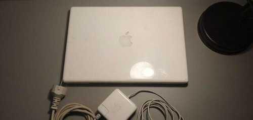 Apple MacBook A1181 белый со шнуром питания