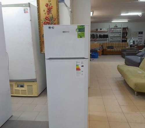 Холодильник Beko DS 325000 (1)