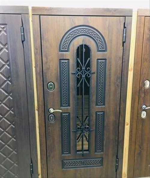 Железные двери в дом. Комплект