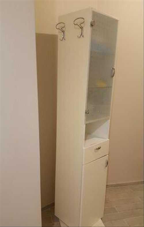 Шкаф пенал для ванной комнаты подвесной