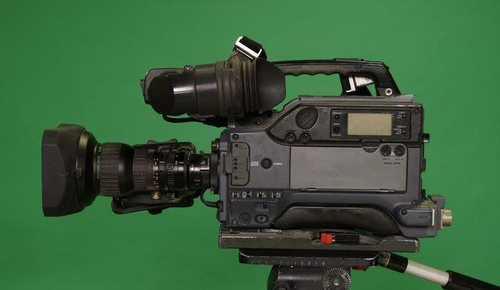 Видеокамера sony DSR-570