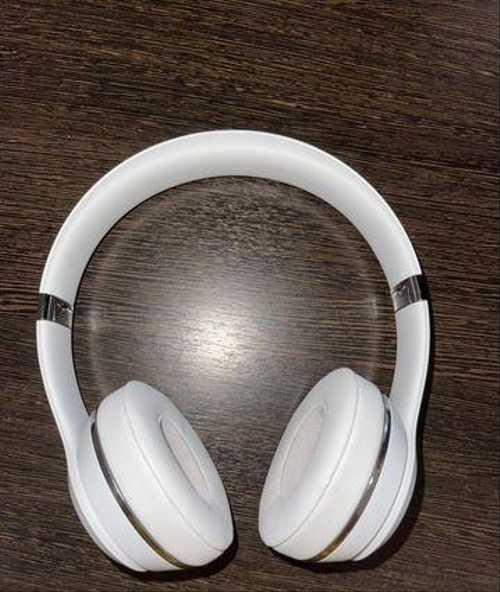 Beats Solo 3 Apple
