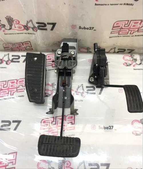 Педальный узел Subaru Impreza GH6 EJ203 2008