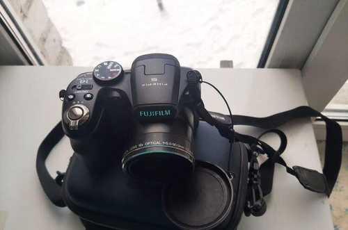 Зеркальный фотоаппарат Fujifilm