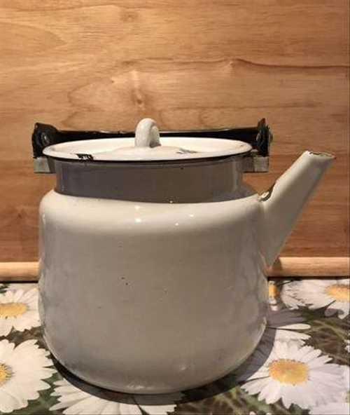 Эмалированный чайник