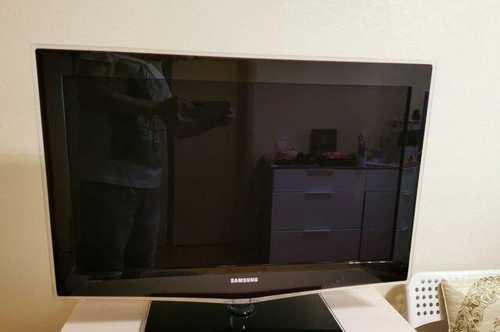 Телевизор Samsung 32" LE32B653T5W