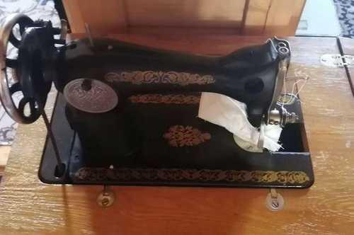 Швейная машинка