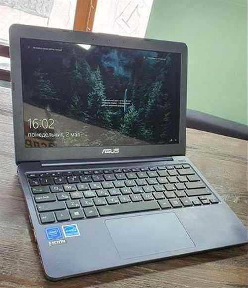 Нетбук asus Vivobook