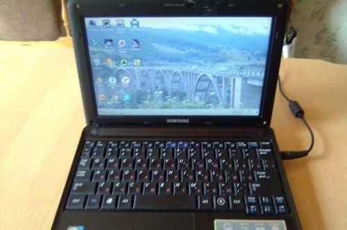 Нетбук Samsung NP-N127