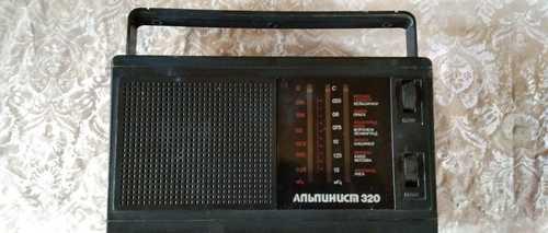 Радиоприемник Альпинист-320 СССР