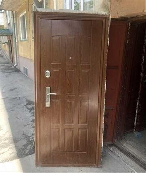 Дверь входная