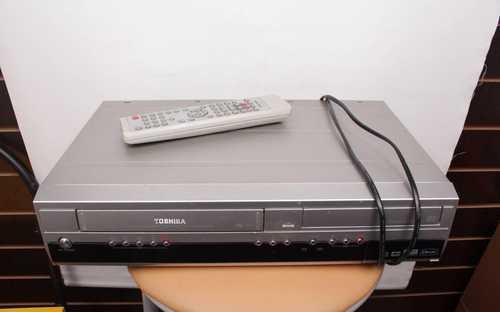 Toshiba dvr-40 DVD VHS рекодер