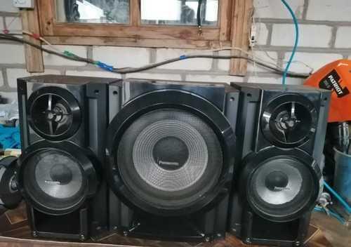 Колонки по 130 w и санбуфер 250w