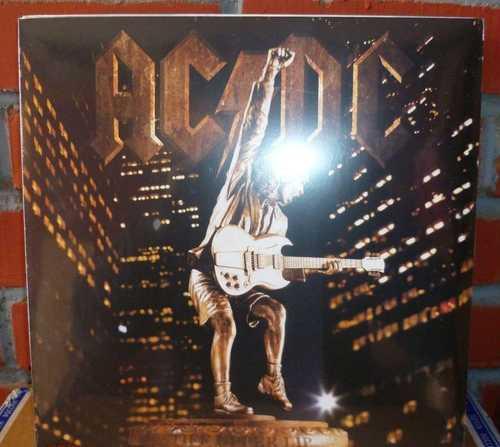 AC/DC - Stiff Upper Lip 2000 (2014) EU LP