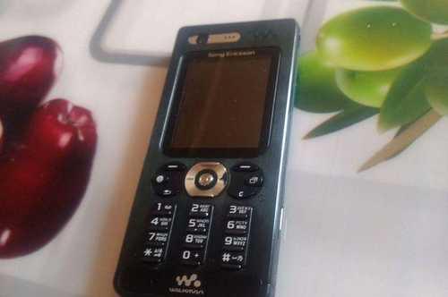 Sony Ericsson w 880i