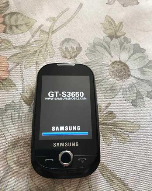 Телефон SAMSUNG Corby