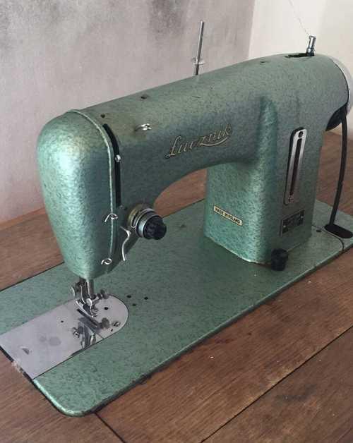 Швейная машинка "Лучник" Made in Poland,1960 г