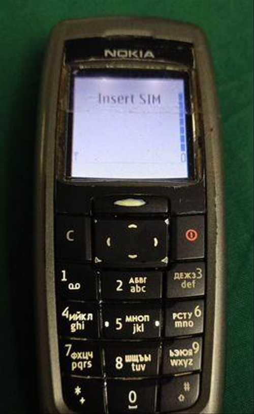 Мобильный телефон Nokia 2600