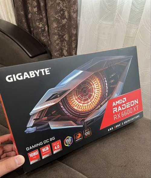 Gigabyte AMD Radeon RX 6600 XT gaming OC