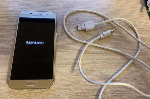 Samsung Galaxy A3 Gold