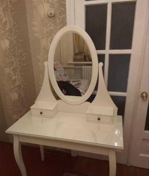 Туалетный столик с зеркалом IKEA hemnes
