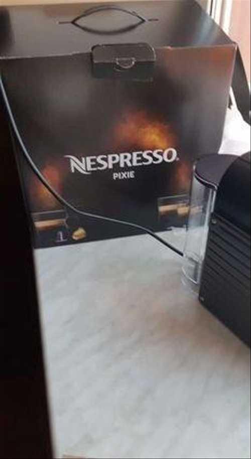 Кофемашина капсульная Nespresso Pixie