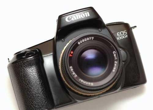 Canon EOS 1000F