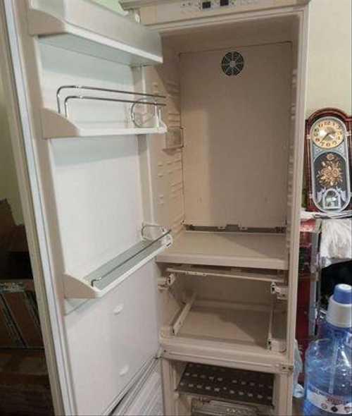 Бу холодильник Либхер встраиваемый