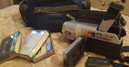 Видеокамера Digital8 Sony DCR-TRV140E