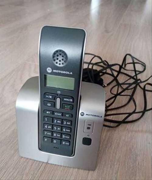 Телефон Motorola D201