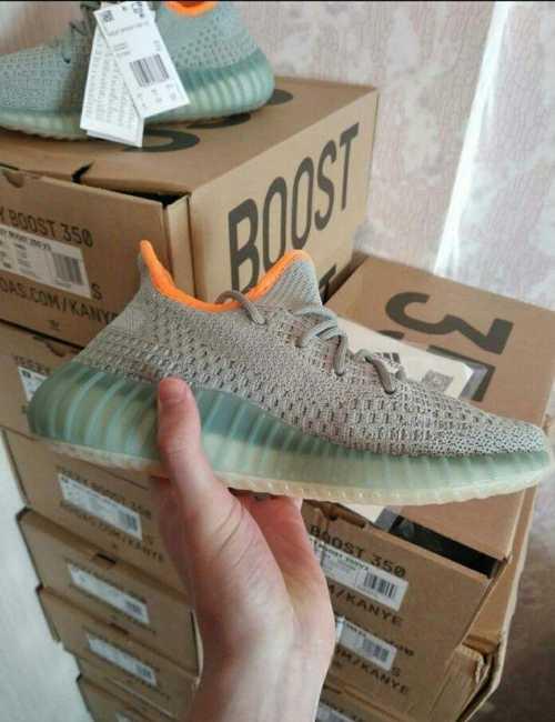 Кроссовки Adidas yeeze boost 350