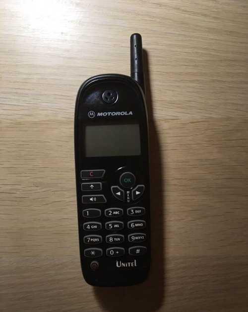 Телефон с антенной Motorola M3788 (Англия)