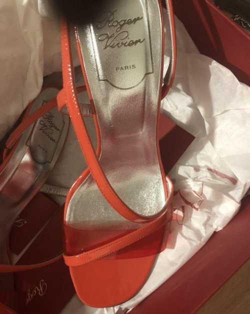 Босоножки Roger Vivier новые