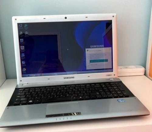 15.6" Ноутбук Samsung RV520