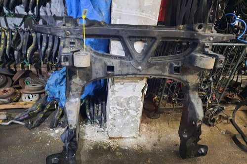 Подрамник передний Mercedes-Benz B-Class W245