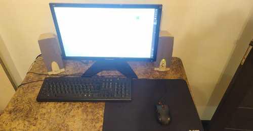 HP Pavilion p6 + монитор + клавиатура + мышь