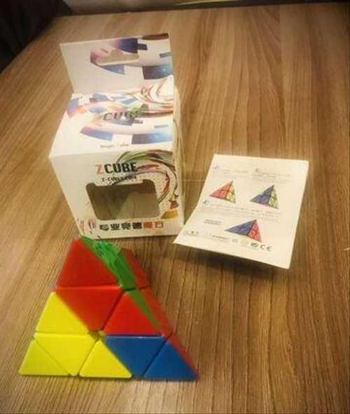 Головоломка Кубик Рубика пирамида