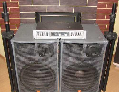 2 проф колонки JBL 1000W усилитель QSC 2 штатива