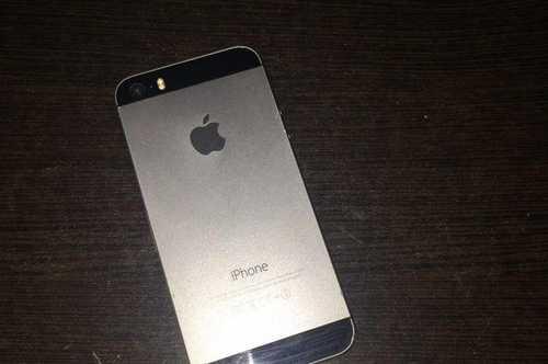 Телефон iPhone 5s