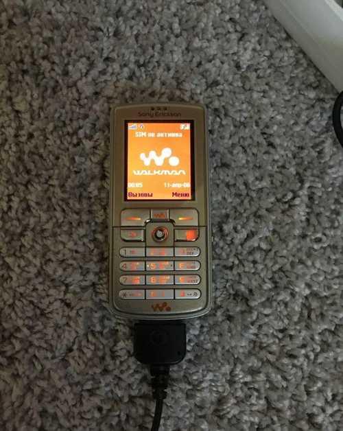 Телефон Sony Ericsson w700i