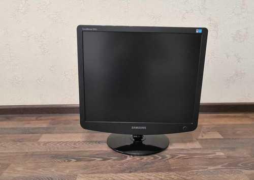 Монитор SAMSUNG SyncMaster 732N 17