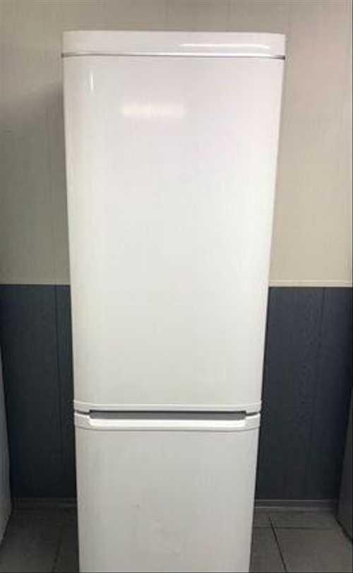 Купить б у холодильник недорого рабочий. Индезит холодильники 2021. 2- Х камерный холодильник Аристон. Бэушные холодильники. Холодильник с рук.